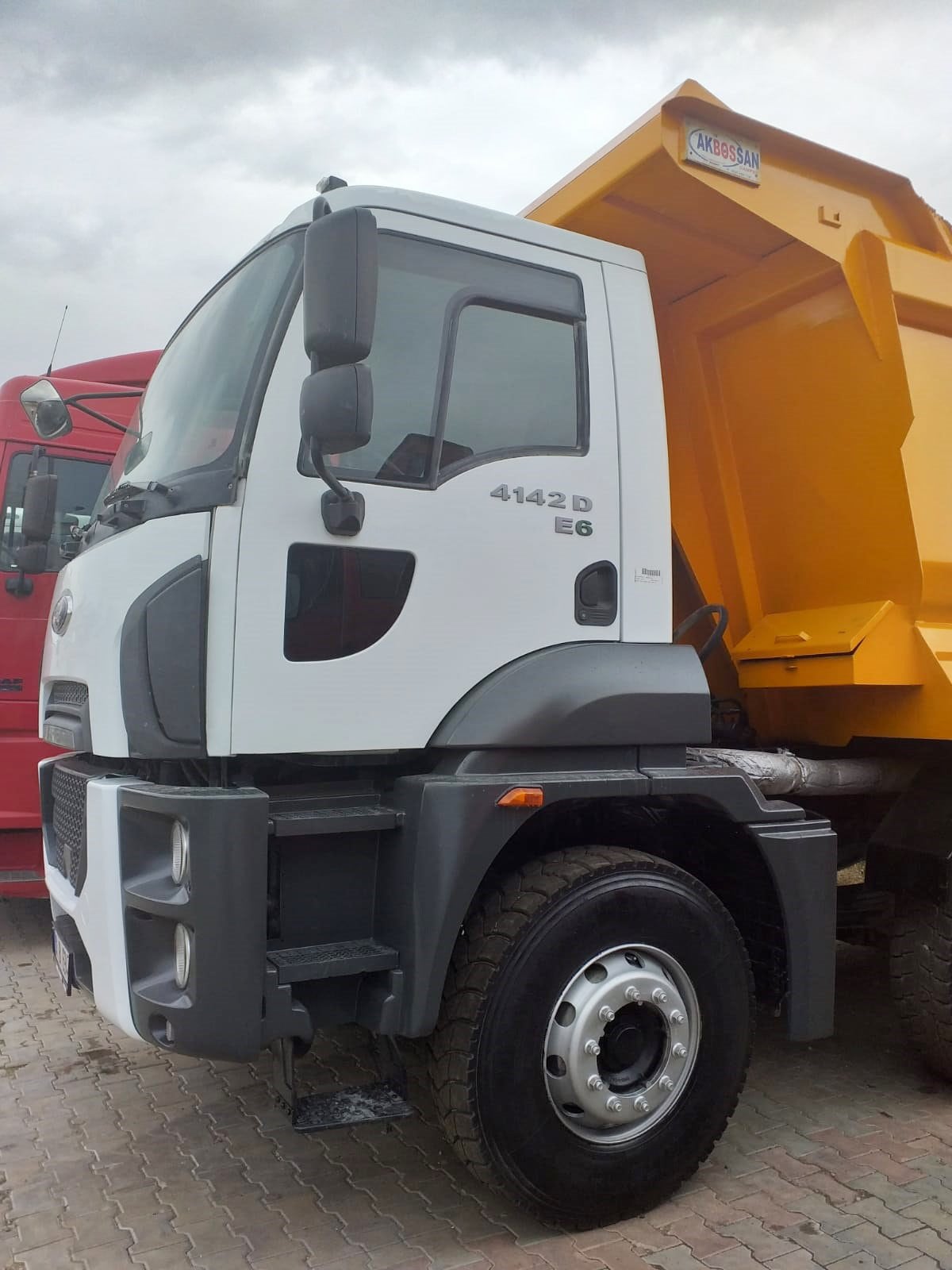 Tipper Truck Photos